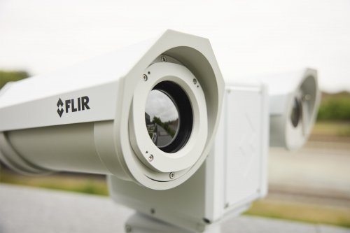 NEW FLIR CAMERA TECHNOLOGY PROVIDES UNMATCHED PERIMETER SECURITY SO USERS CAN DETECT, TRACK, AND ...